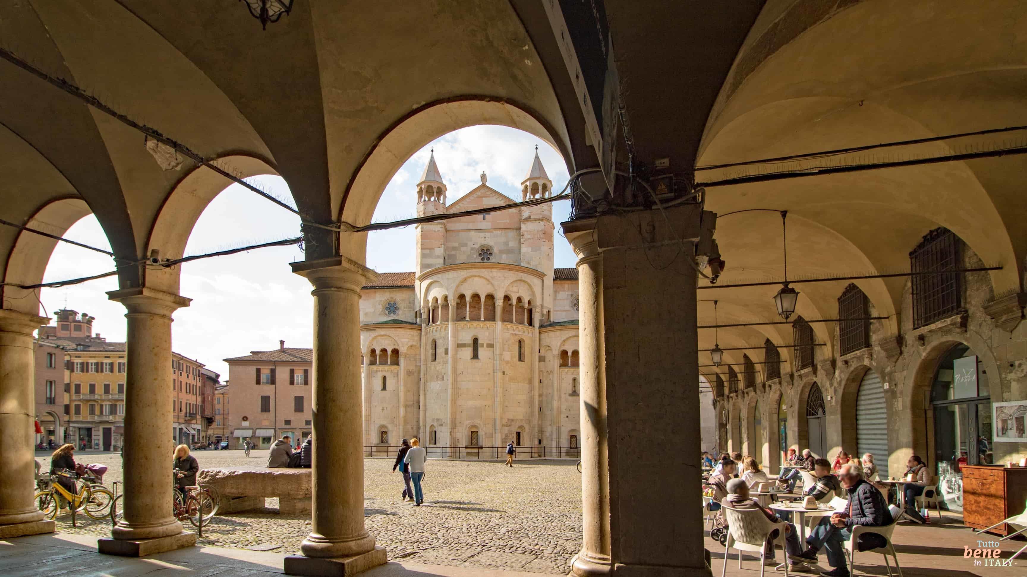Modena Sehenswürdigkeiten in der Stadt von Ferrari und Pavarotti • m24o