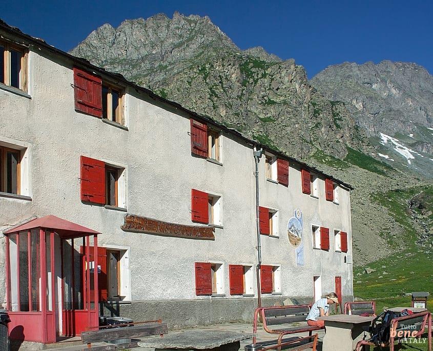 Berggasthof Pian del Re an der Quelle des Po • m24o